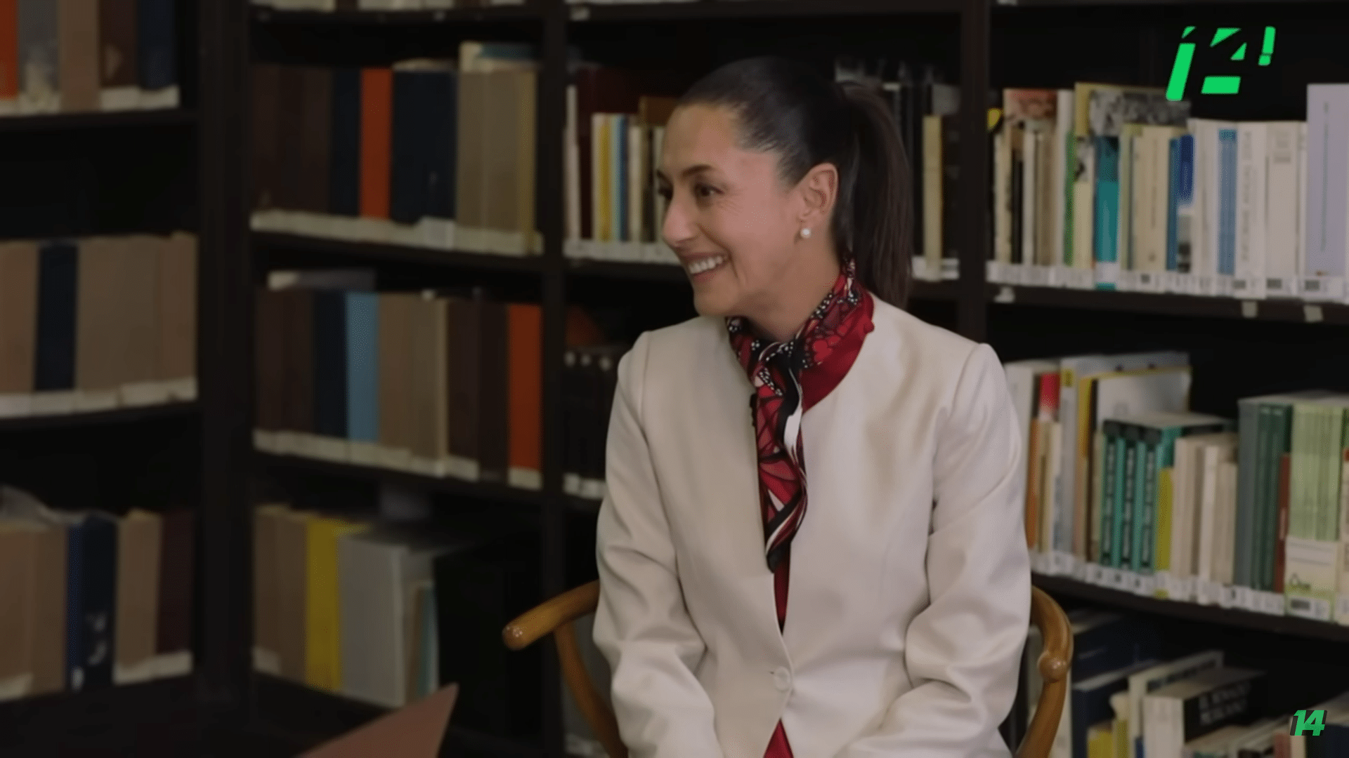 Largo Aliento: Entrevista de la escritora Sabina Berman a la Dra ...