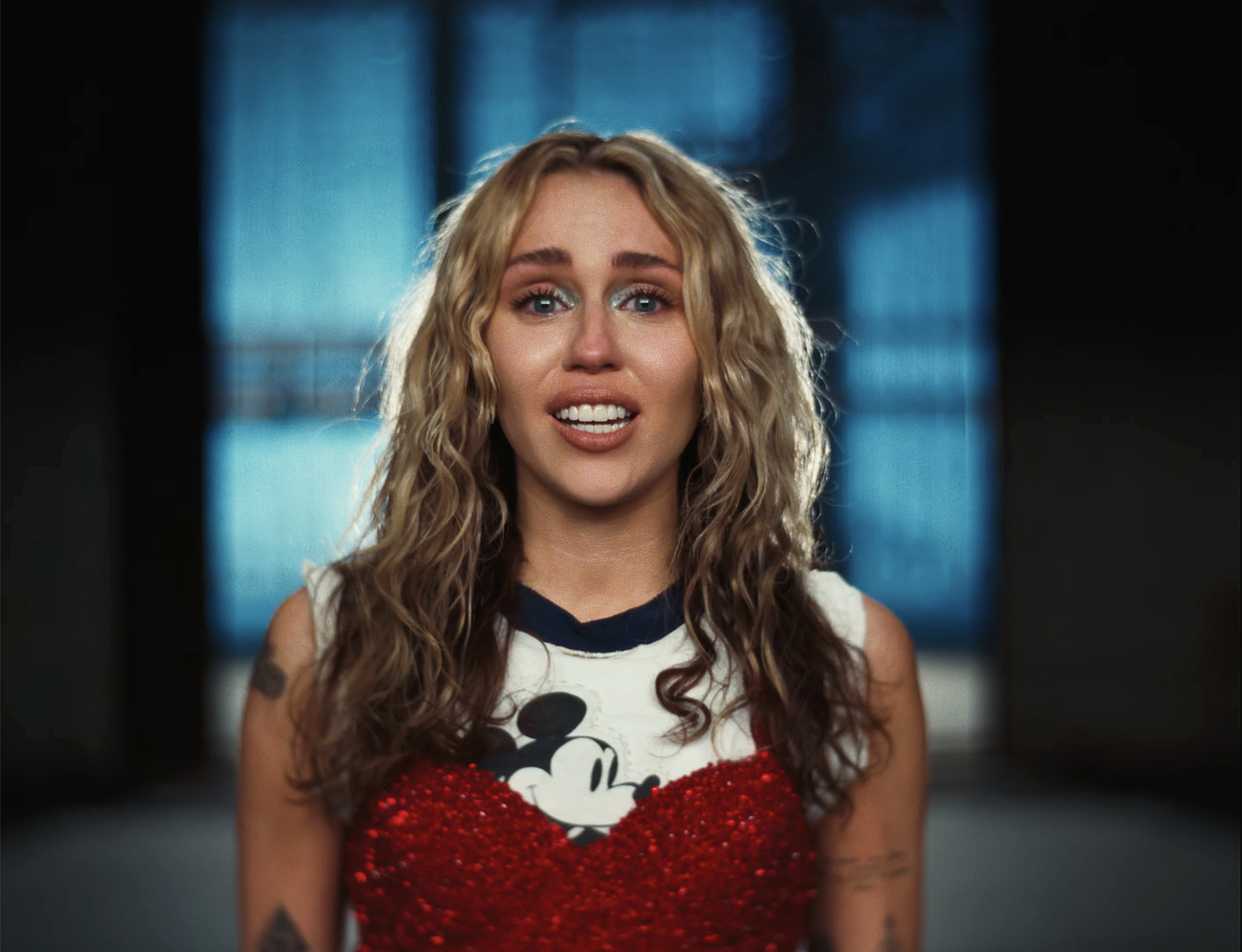 La íntima letra de Used To Be Young, la nueva canción de Miley Cyrus